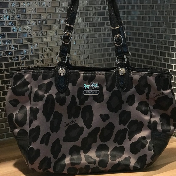 Coach | Bags | Coach Leopard Print Tote Gently Used 75 | Poshmark